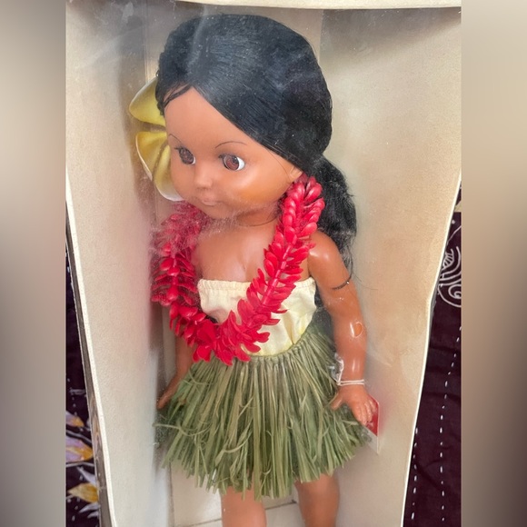 Vintage | Toys | Vintage 972 Malia Hawaiian Doll Anekona Hawaii Wahine ...